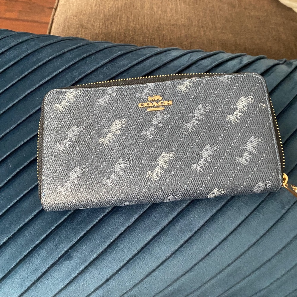 Authentic Coach Wallet - Gem